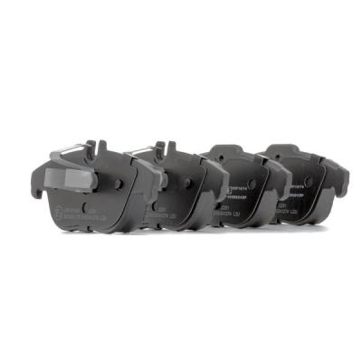 China Mercedes Benz 0074206120 Chassis Parts Brake Pad Set for sale