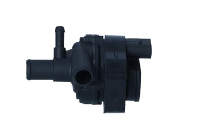 China Mercedes Benz 2048350264 Engine Parts Water Pump for sale