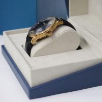 China Luxury Faux Suede PU Leather Watch Box for Customized Logo and Express Shipping for sale