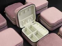 China Pink Velvet Travel jewelry box organizer jewelry box women gift velvet jewelry box for sale