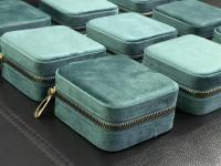 China Blue Velvet Travel jewelry box organizer jewelry box women gift velvet jewelry box for sale