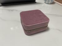 China Blush Travel jewelry box organizer jewelry box women gift velvet jewelry box for sale