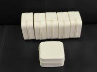 China Beige Travel jewelry box organizer jewelry box women gift Pu jewelry box for sale