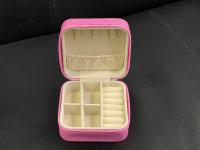 China Jewelry Box Material Leather Magenta Travel Women's Pu Organizer Box for Women's Gift for sale