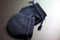 China Customized Fibre jewelry pouch pouches for your jewelry packaging for sale