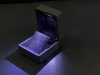China Sample Time 7 Days Luxury Black LED Earring Box with Plastic Box Velvet and Sponge for sale