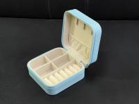 China Blue Travel jewelry box organizer jewelry box women gift Pu jewelry box for sale