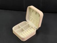 China Apricot Travel jewelry box organizer jewelry box women gift Pu jewelry box for sale