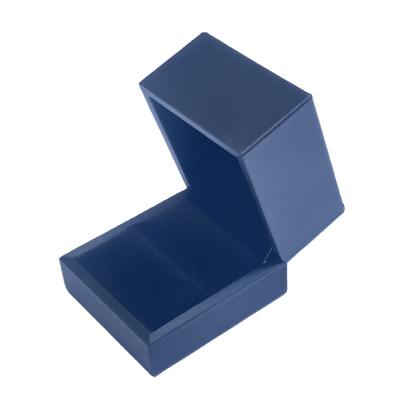 China Customized Luxury Black PU Leather Ring Box with 7 Days Sample Time and High- Material for sale