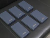 China Blue Paper Necklace Box and Pads Customized for Jewelry Boxes Material Cardboard/Paper for sale