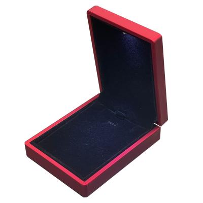 China Customized Your Logo- Luxury Red LED Pendant Box LED Small Necklace Box for sale
