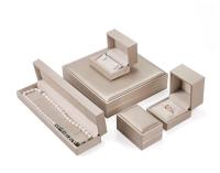 China Customized Luxury PU leather pendant Box/necklace box for sale