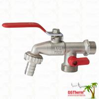 China Medium Classic Universal Double Outlet Bibcocks Brass Faucet Brass Tap 1/2