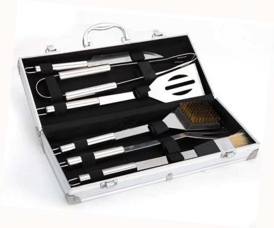 China Professional 6PCS BBQ Tool Set  With  Aluminum Case For Outdoor Barbecue for sale