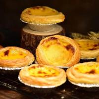 China Disposable Aluminum Foil Tart Pans 100pcs 7x4x2cm Mini Pie Bake Trays for Home Kitchen Hotel for sale