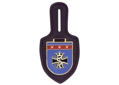China Promotional Gift 3D Leather Pocket Badge, Fashionable Key Ring with Gold Plating for sale
