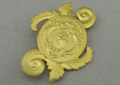 China Signum Fidei Souvenir Badges By Brass Stamped 3D Misty Brooch On Back for sale