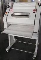 China Stainless Steel Bread Moulder 2500pcs/Hr Commercial Catering Equipment Baguette Moulder for sale