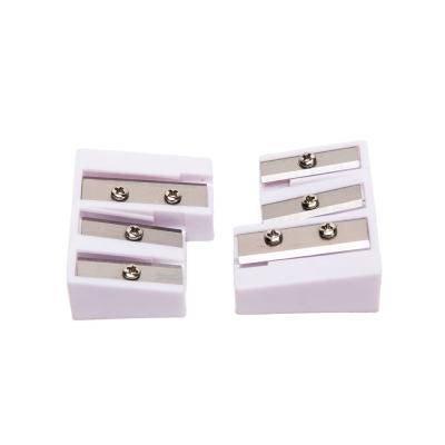 China Lightweight 31.9mm Manual Pencil Sharpener Three Holes for sale