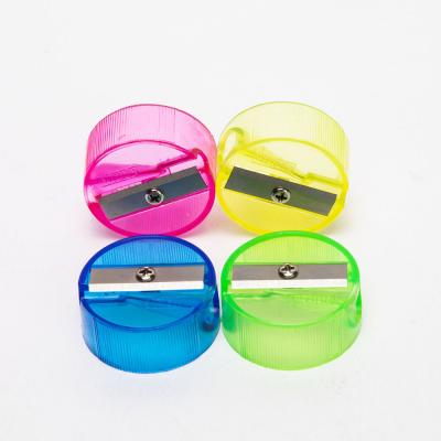 China Green Red Blue 0.47 Inch Handheld Pencil Sharpener Retro Craft for sale