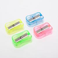 China Kids Manual 30.8mm Long Tip Pencil Sharpener Green for sale