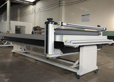 China Versatile Vinyl Sign Roller Applicator 220V Vinyl Application Roller Table Max Lam Thickness 50mm for sale