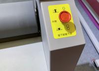China Silicone Roller Manual Cold Laminator Wide Format Hand Crank Laminator for sale