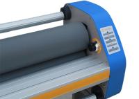 China Customized Manual Laminating Machine Pneumatic Assisted Manual Cold Laminator for sale