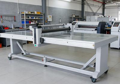 China MF-B4 High-Efficiency Heated Flatbed Laminator: 80% Faster Sign Application & Bubbles-Free Finish for sale