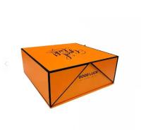 China Paperboard Medicine Packaging Box Embossing Magnet Gift Box Rigid for sale