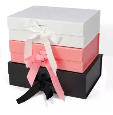 China CMYK Packaging Gift Boxes Jewellery Paperboard Biodegradable for sale