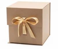 China Eco Friendly Cardboard Packing Boxes Foldable Magnetic Closure Gift Box With Ribbon for sale