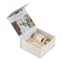 China Elegent Square Cosmetic Packaging Box Foldable Magnetic Gift Box for sale