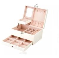 China Exquisite Necklace Bracelet Storage Box Sturdy Embossed PU Leather for sale