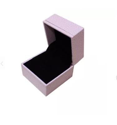China Exquisite PU Leather Box Leatherette Jewelry Packing Box ISO9001 for sale