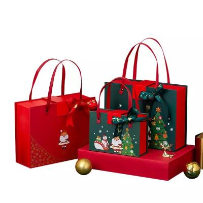 China PMS Christmas Cardboard Gift Boxes ISO Coated Paper Corrugated Christmas Box for sale