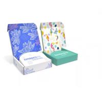 China Folding Clothes Packaging Box Varnishing Paperboard Packaging Paper Boxes for sale