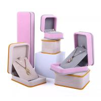 China OEM Ring Necklace Packaging Box Pink Velvet Jewelry Box ISO9001 for sale