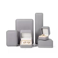 China Private Label PU Velvet Necklace Gift Box , Luxury Jewelry Packaging Gift Box for sale