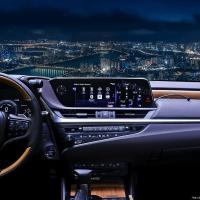 China 12.3-inch Android Car Radio for Lexus ES 2018-2020 with 8GB RAM 128GB Storage Wireless CarPlay for sale