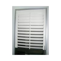 China Timber Vertical Louvered Shutters Blackout Blind Jalousie For Windows for sale