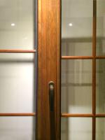 China KDSBuilding Solid Teak Double Glass Horizontal Folding Garage Paint Colors Wood Doors for sale