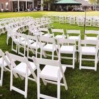 China Outdoor Home Bar Elegant Wimbledon White Dining Banquet Plastic Resin Folding Chairs for sale