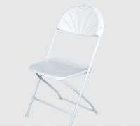 China Villa Fan Back Folding Plastic Chair for Event Wedding within Your Budget for sale