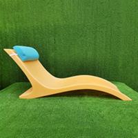 China Folded NO Mail packing Y Water Ledge Lounger Bed White Sun Lounger for Garden Lounge for sale