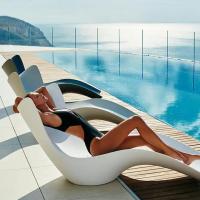 China Outdoor Furniture Fiberglass FRP Long Swimming Pool Ledge Chaise Lounge Chair for Hall for sale