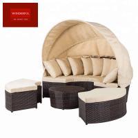 China Aluminum Frame Round Beach Day Bed with Canopy and Eco-friendly PE Rattan Material for sale
