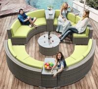 China Customized Sizes Rattan Round Day Bed PE Sun Wicker Furniture Outdoor Lying Tent Daybed for sale