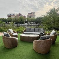 China Customized Sizes Garden Conversation Set with Manual Weaving Wicker and PE Rattan Couch for sale