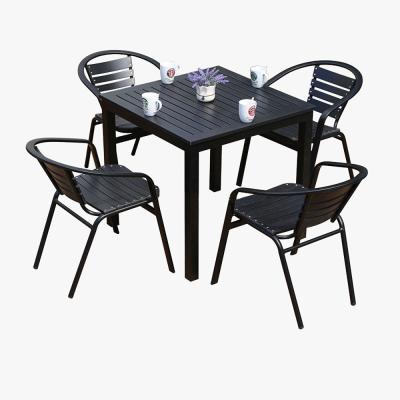 China Modern Outdoor Furniture Plastic Wood Dining Set Coffee Table Set for Cafe or Bistro for sale